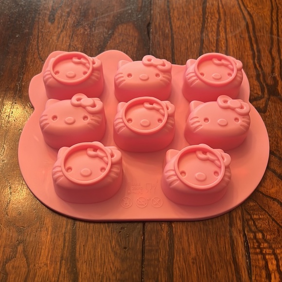 Kitchen | Hello Kitty Chocolate Candy Cupcake Fondant Silicone Mold ...